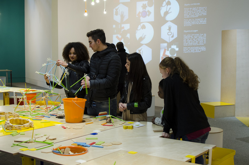 Projet artistique "Utopia House" - Éducation au développement durable